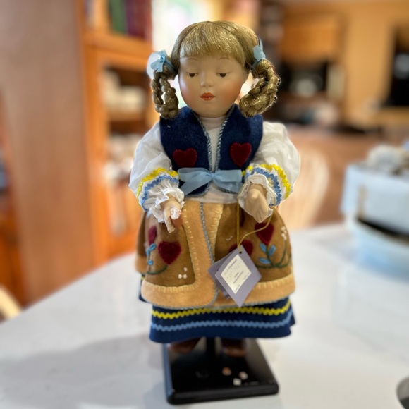 Goebel | Accents | Vintage Ashton Drake Galleries Berta Hummel ...